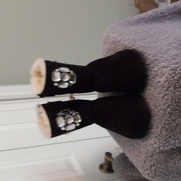Joan Boyce | Shoes | Boots Wshinecute And Warm | Poshmark